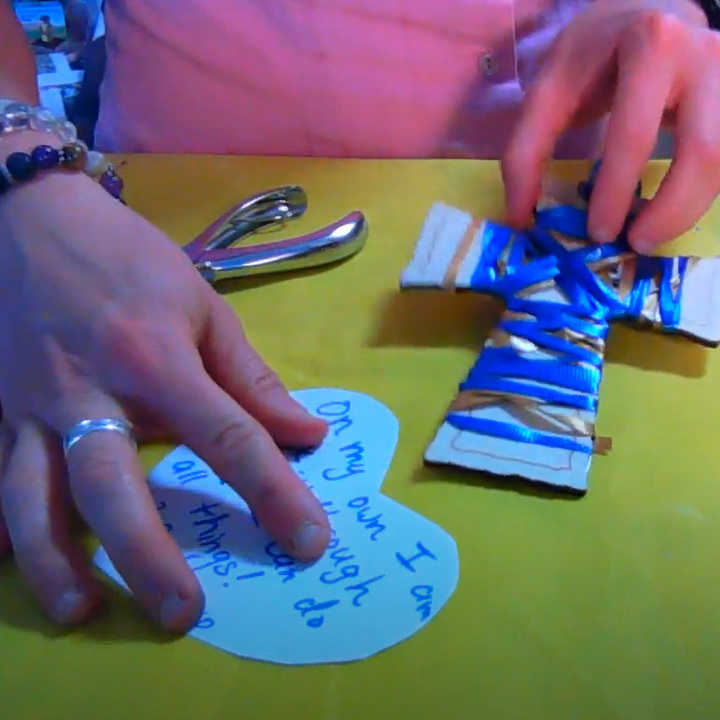 Bible Crafts: God Gives Us Strength (2 Corinthians 12:2-10) - Ministry ...